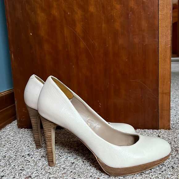 Banana Republic | Shoes | Cream Colored High Heels | Poshmark